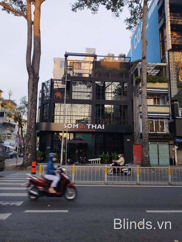 Phim cách nhiệt cắt tia hồng ngoại SCH 35BK